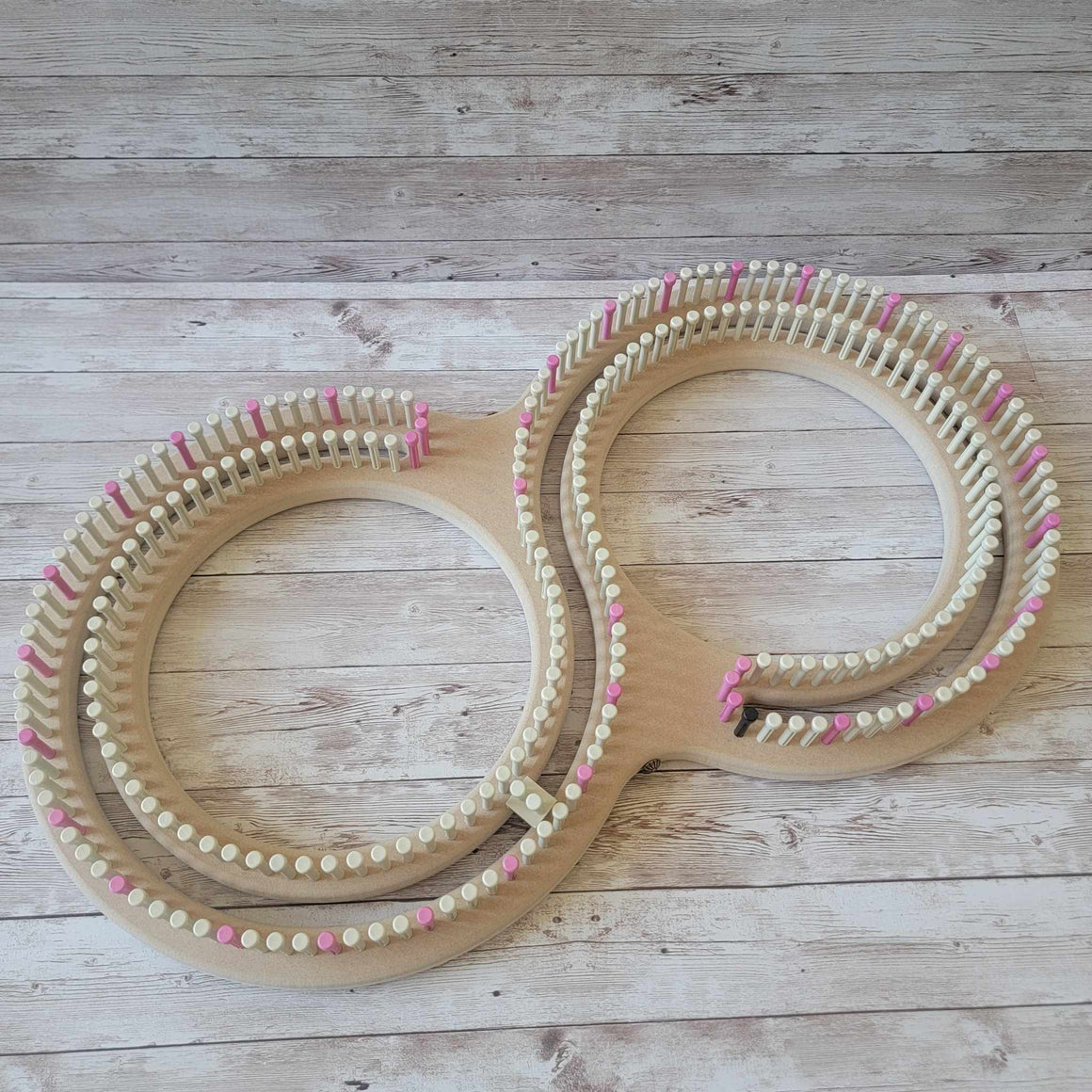 7/16" Gauge 258 peg 60" Universal S Loom pink marker pegs – CinDWood Looms