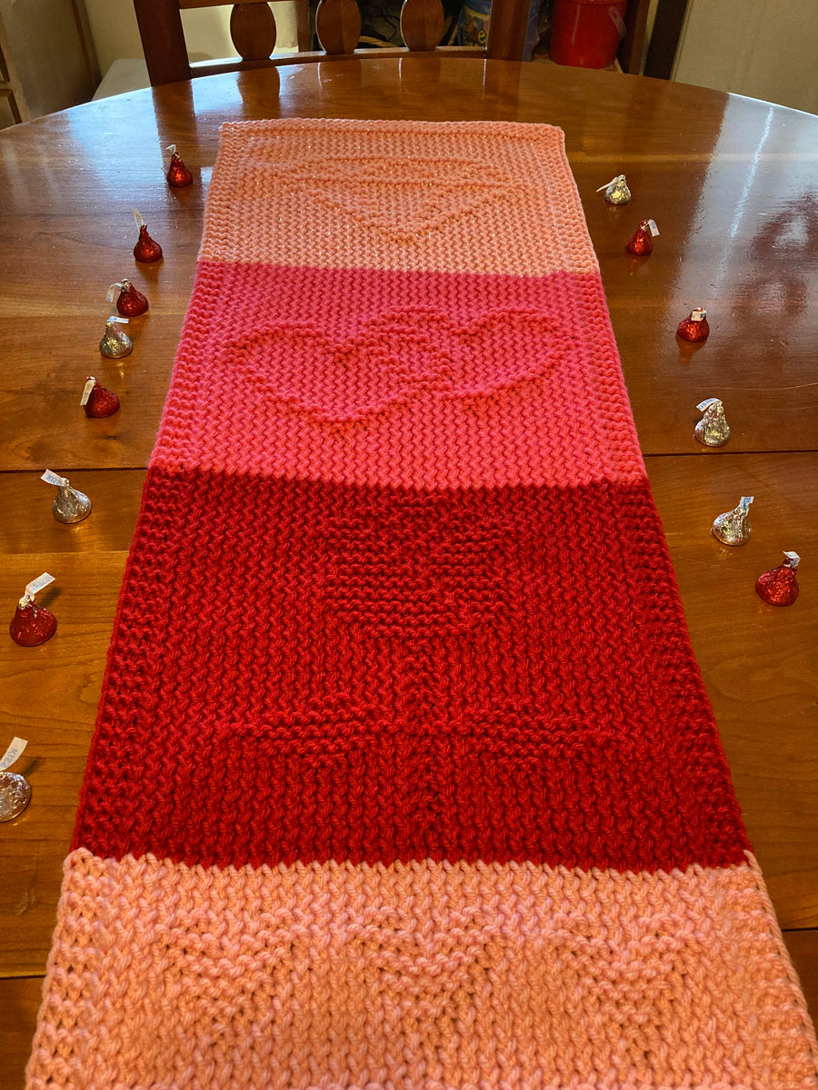 Loom Knit ePattern: Valentines Table Runner – CinDWood Looms