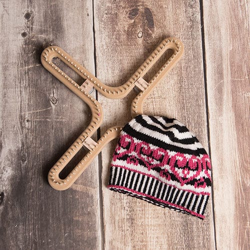 ePattern: Hearts Armour Toque – CinDWood Looms