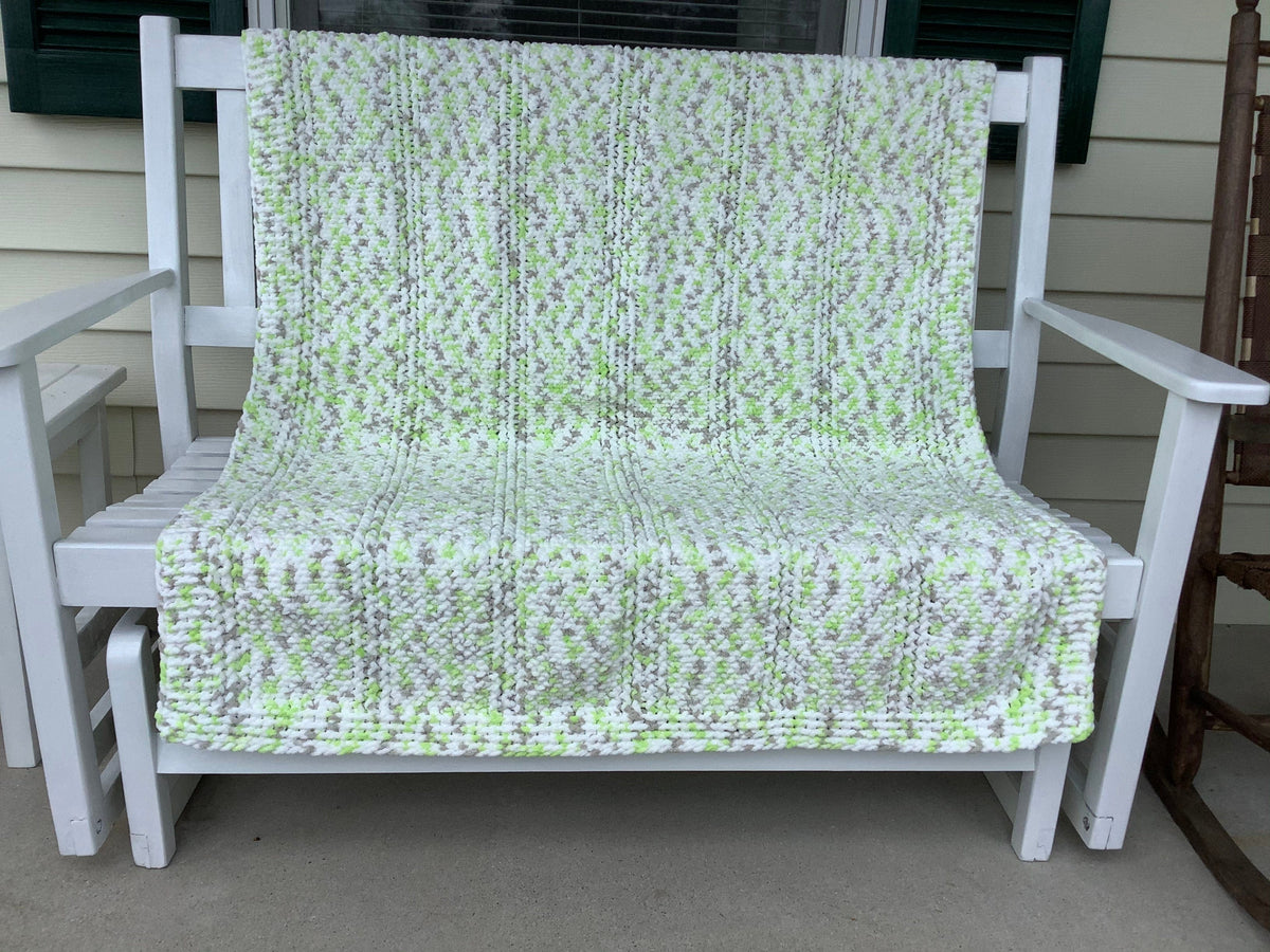Loom Knit ePattern: Afghan Owl Eye Stripes – CinDWood Looms