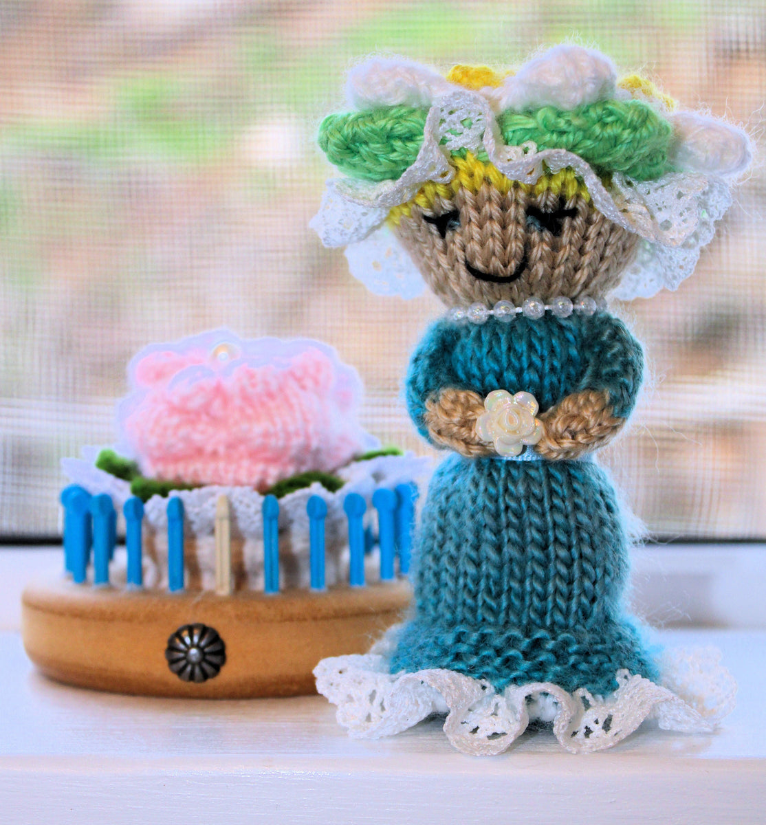 Loom Knit ePattern: Flower Pot Doll – CinDWood Looms